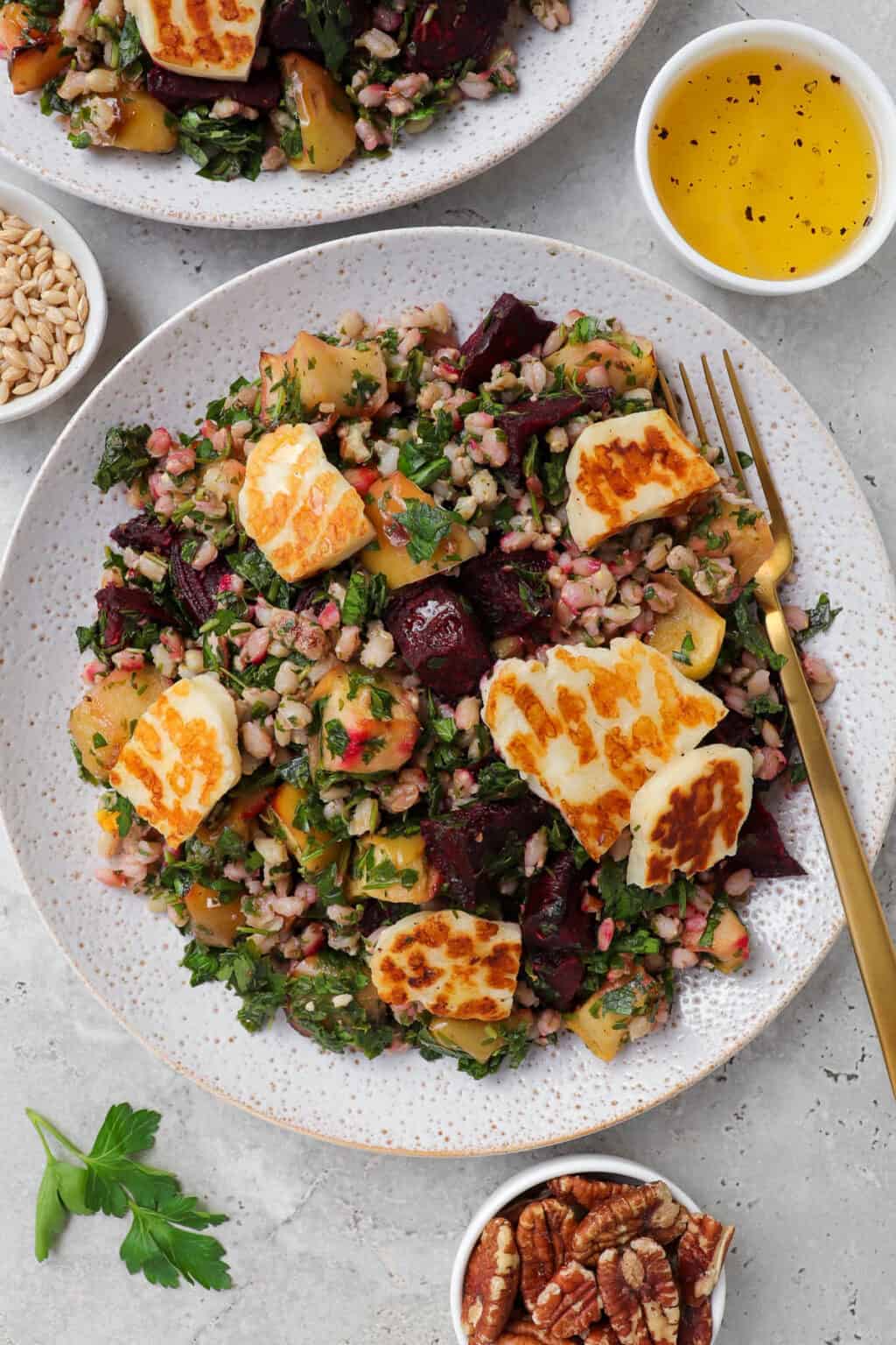 Roast Apple, Beetroot & Halloumi Salad – Goodness Avenue