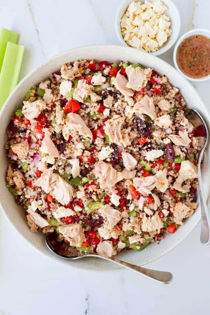 Mediterranean Style Tuna Quinoa Salad – Goodness Avenue